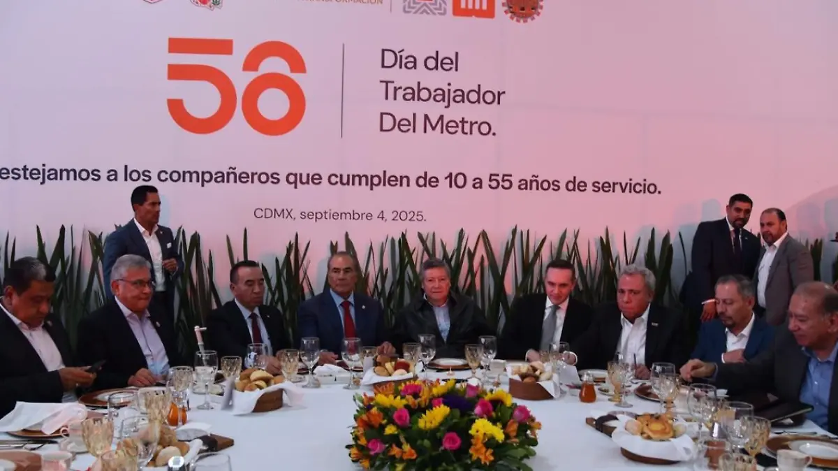 Celebran el 56 aniversario del Metro y el Día del Trabajador del STC ...