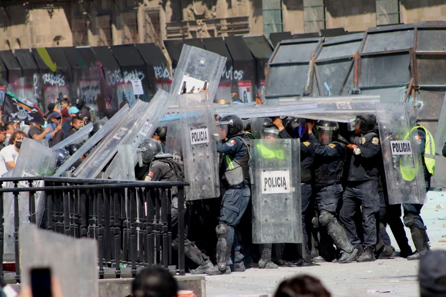Informan GCDMX y SSC saldos de marcha Gen Z; van 7 detenidos al ...